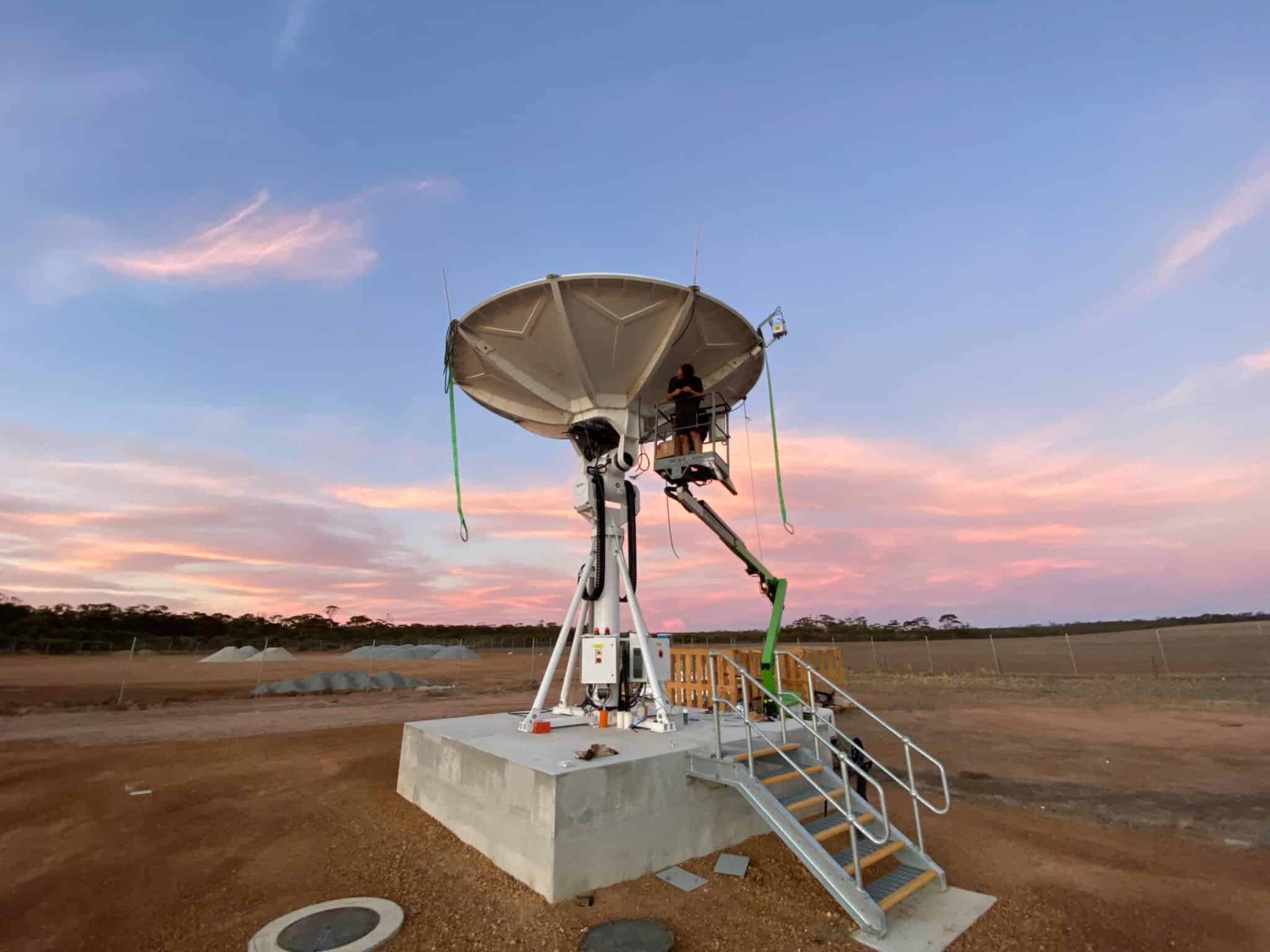Av-Comm: Satellite Communications for Space & Defence