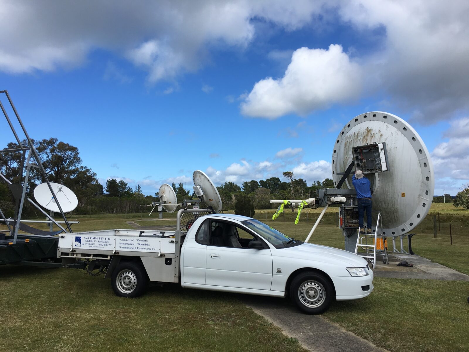 Av-Comm Awarded a Multi-Antenna Contract to Upgrade the Australian ...