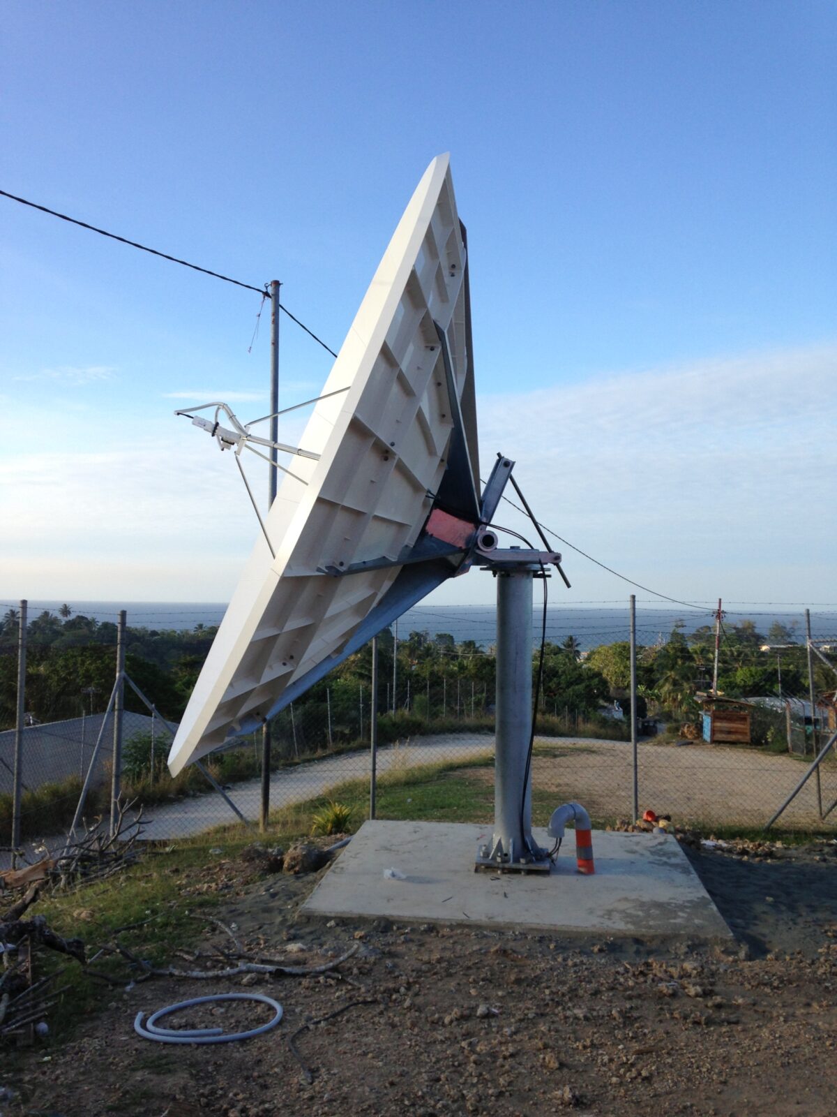 CPI SAT Prodelin 4.5m C Band 1451 Receive Only Satellite Dish | Av-Comm ...