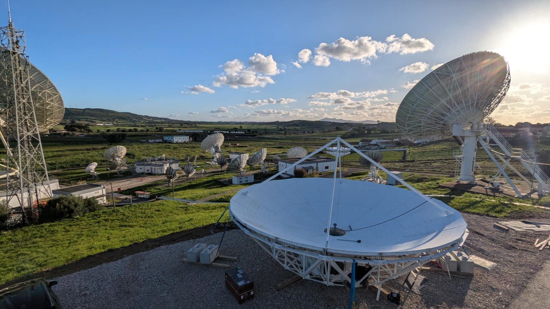 Solutions | Av-Comm Space & Defence